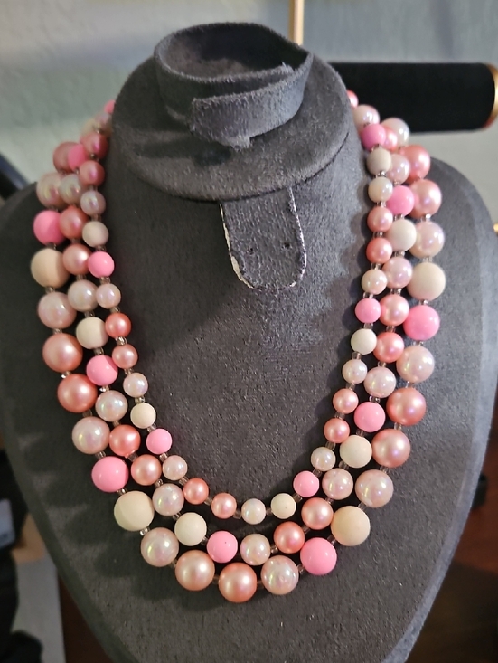 Jewelry | Multistrand Pink Pearl Bead Necklace | Poshmark
